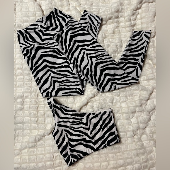 Year of Ours | Pants & Jumpsuits | Year Of Ours Zebra Print Activewear ...